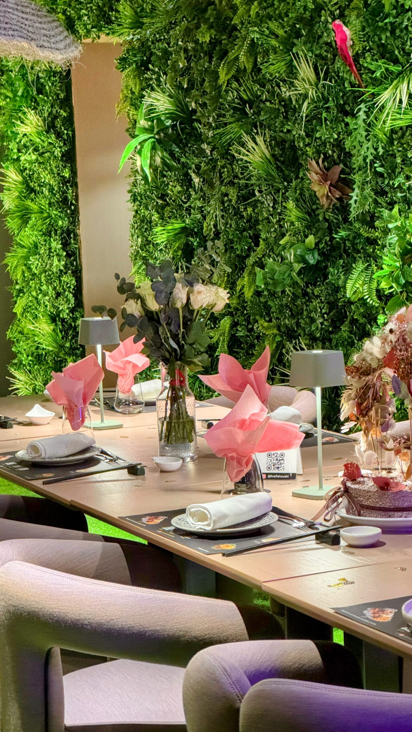 Live Fusion Restaurant – Eat. Love. Live.