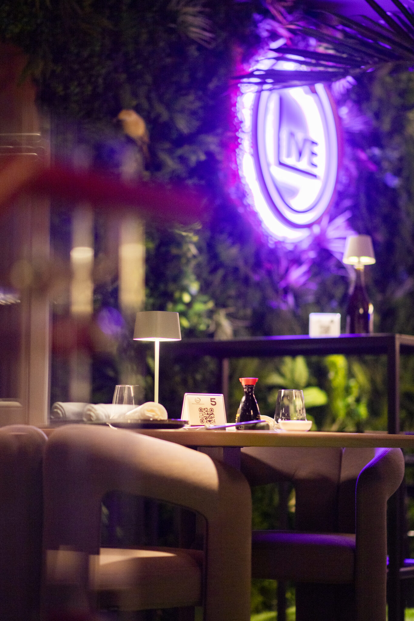 Live Fusion Restaurant – Eat. Love. Live.